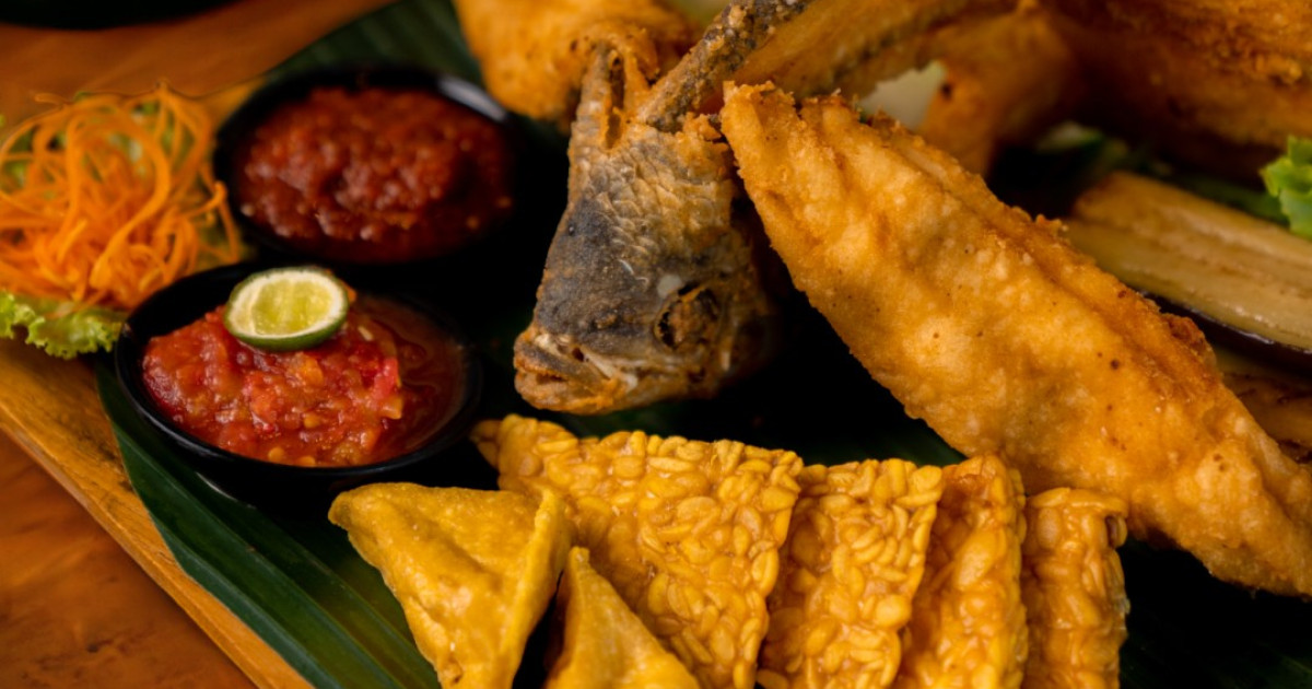 Gurame Sambal Tempong - Kenja Ikan Bakar